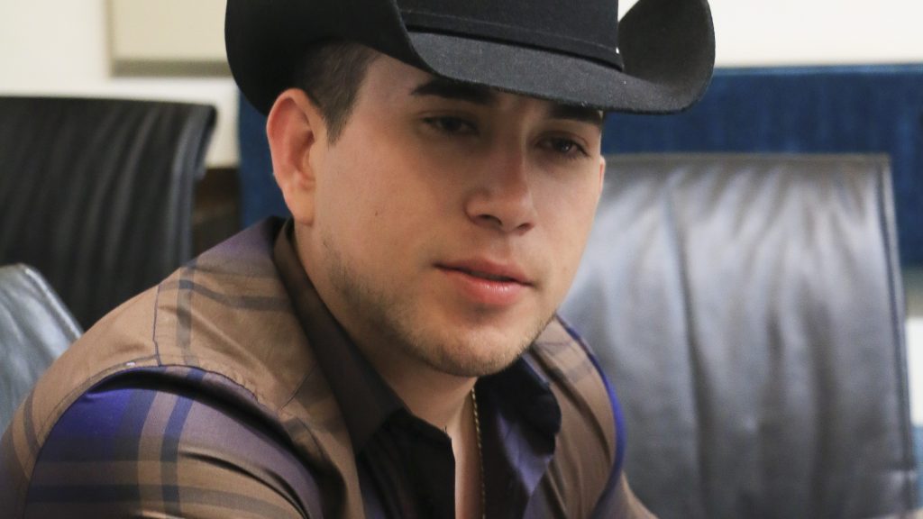 Arriesga el pellejo – Diario Basta!