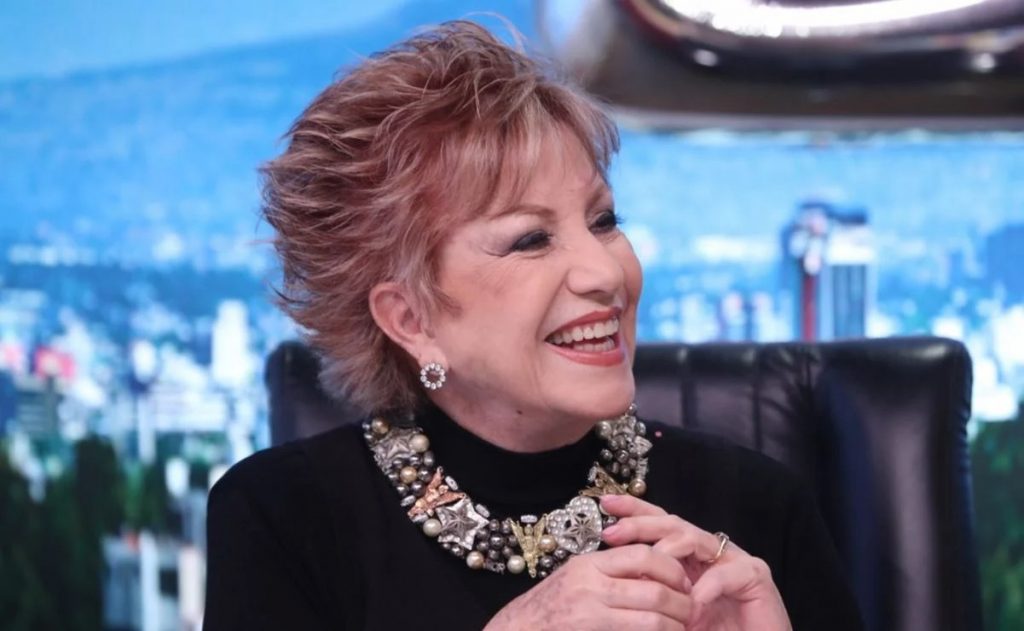 Maxine Woodside festejó 33 años de su programa de radio – Diario Basta!