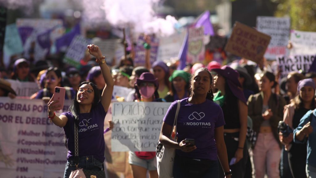 8m Lucha Y Sororidad Por Los Derechos De Las Mujeres En El País 9300