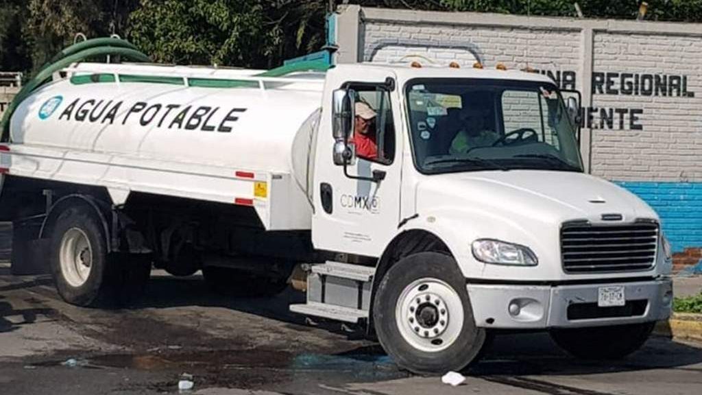 Se transan con pipas de agua a abuelitos que viven en el CUPA – Diario ...