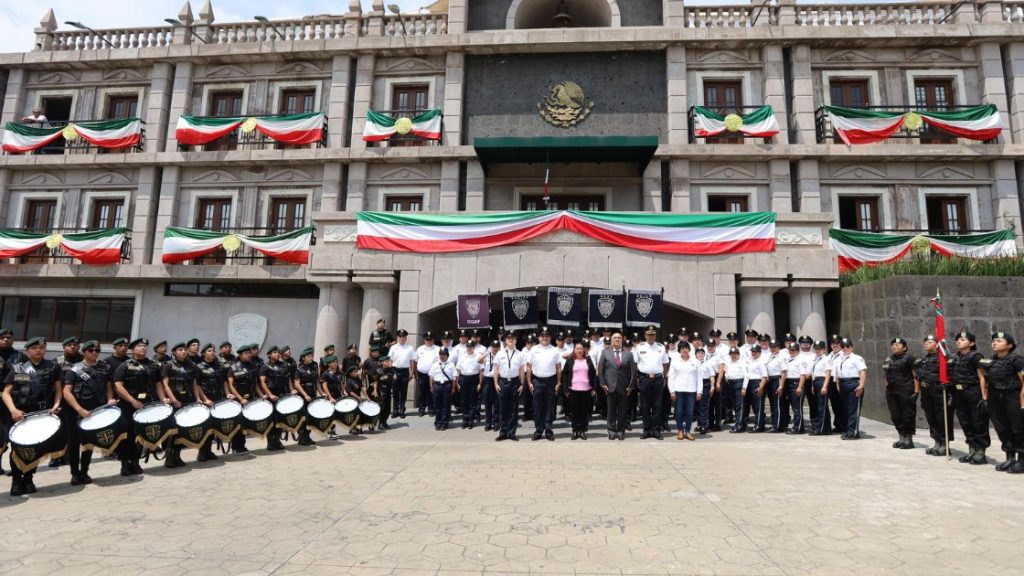 Más de 5 mil personas asistieron al desfile cívico en Cuajimalpa en ...