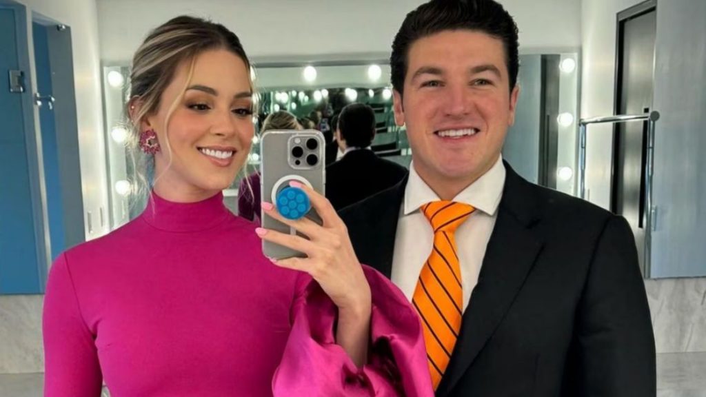 Gasta pareja fosfo fosfo millones en publicidad a través de redes ...