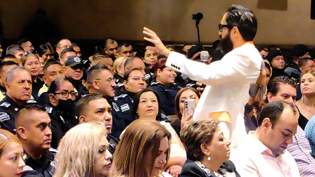 Carlos Máster Muñoz "la rompe" con sus nuevas propuestas de espacios ...