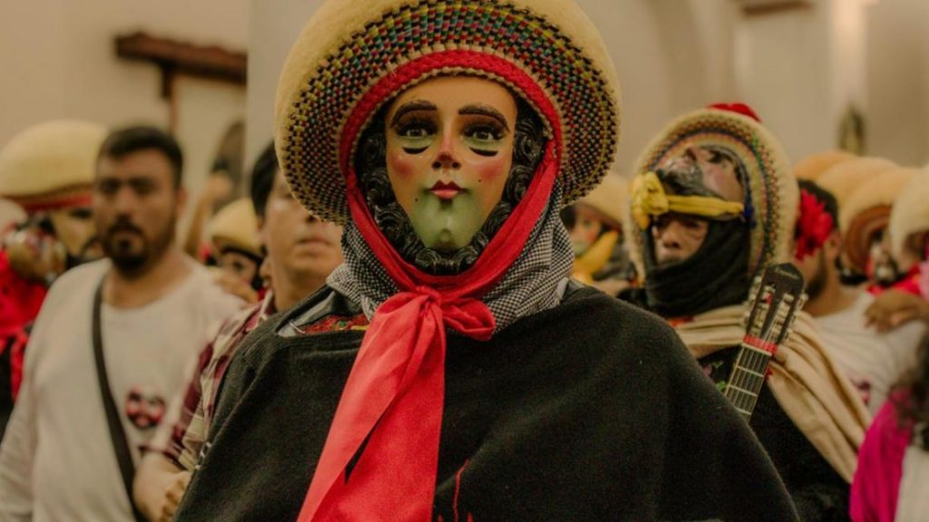 El artista Alejandro Patrón, promueve el arte mexicano – Diario Basta!